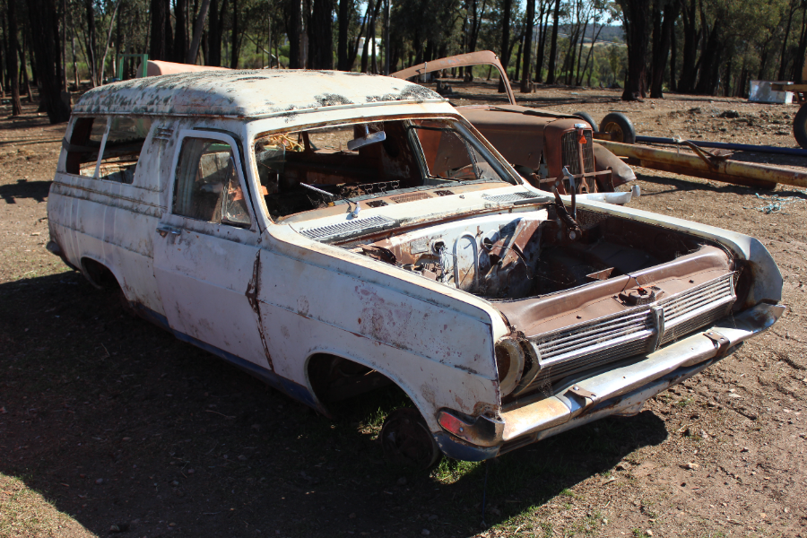 Lot 1132 - Holden HD Panelvan | AuctionsPlus