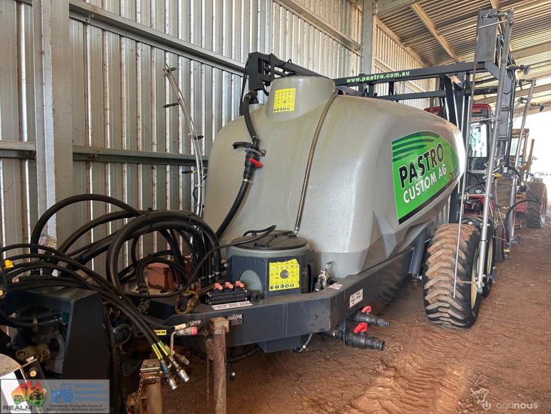 Lot 19 - Pastro sprayer | AuctionsPlus