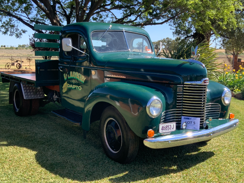 LOT 5 - International KB3. | AuctionsPlus