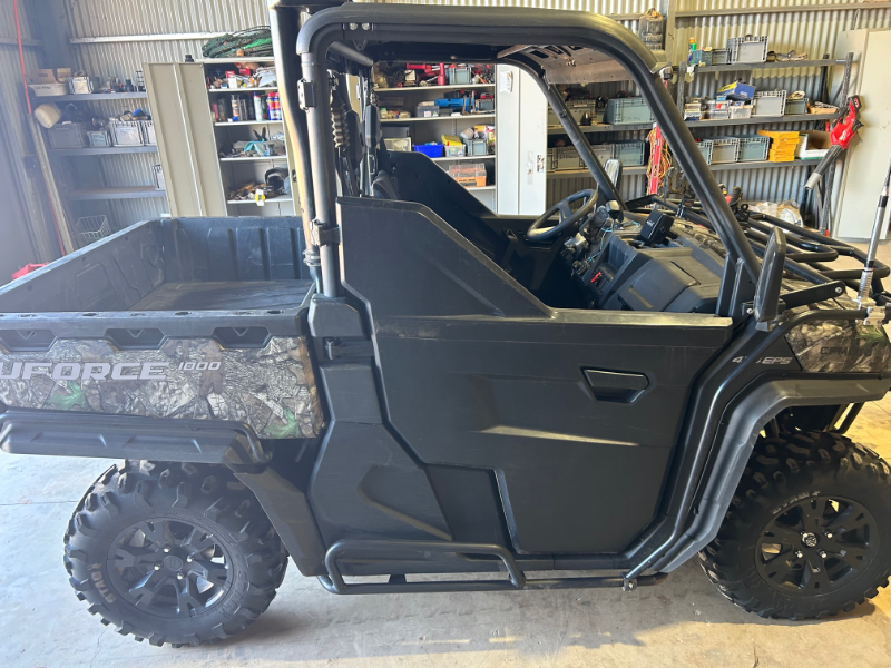 Lot 84 - 2023 CF Moto 1000 - Side by Side | AuctionsPlus