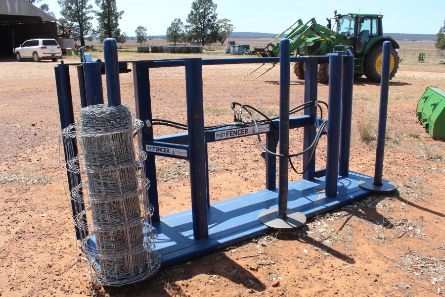 Lot 6 - 3m Fast Fencer | AuctionsPlus