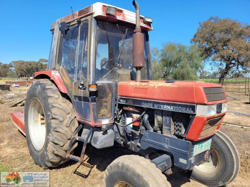 Lot 1 - 1993 Case IH 895 2WD Tractor | AuctionsPlus