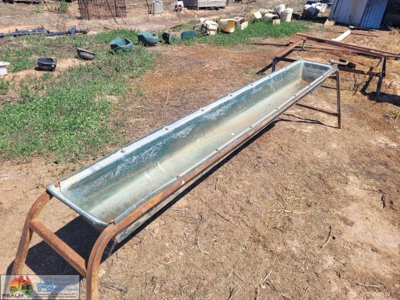 Lot 170 - Polymaster 8ft Feed Trough on Legs | AuctionsPlus