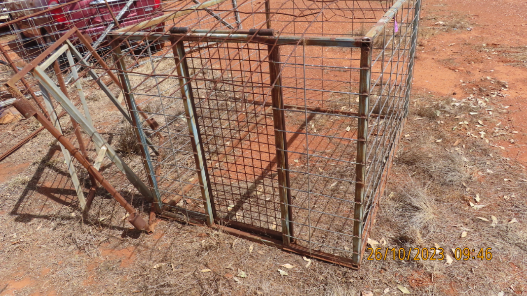 Lot 145 - Pig Trap | AuctionsPlus