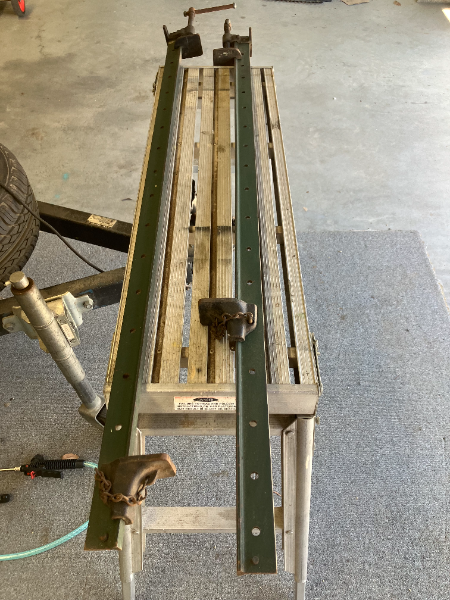 Lot 99 - 2 x Sash Clamps | AuctionsPlus