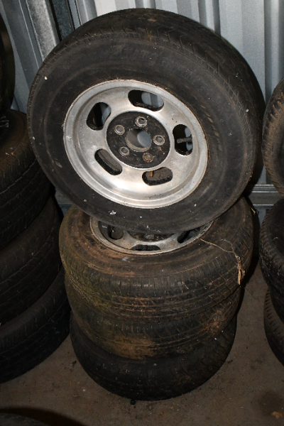 Lot 41 - 4x 5 stud mag wheels (13 inch) | AuctionsPlus