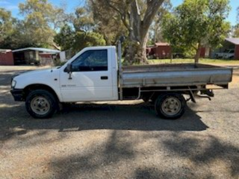 Lot 21 - 1997 Holden Rodeo 4WD Ute | AuctionsPlus