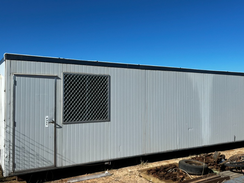 Lot 14 - 12 x 3.5m demountable building | AuctionsPlus