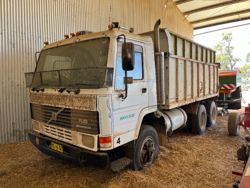 Lot 112 - Volvo FL10 Tipper | AuctionsPlus