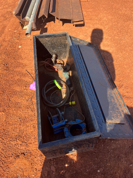 Lot 322 - Black Tool Box | AuctionsPlus