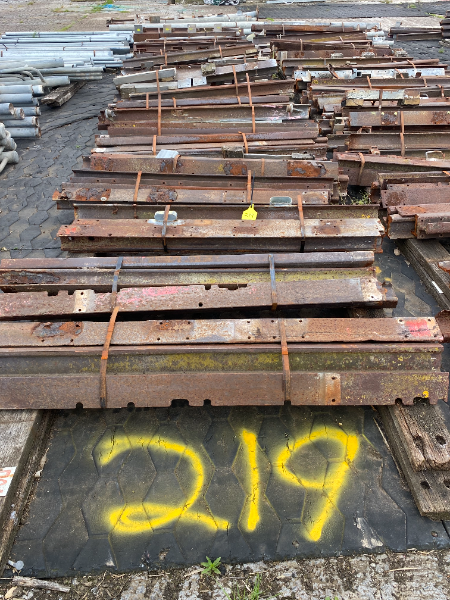 Lot 219 - Railway Iron Posts | AuctionsPlus