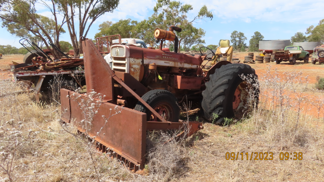 Lot 43 - McCormick International 554 | AuctionsPlus