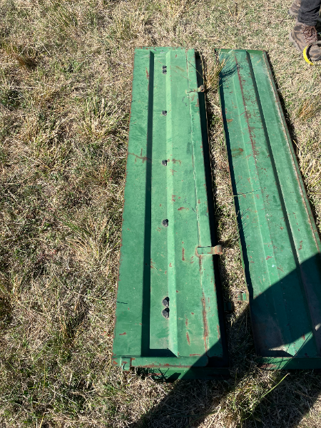 Lot 47 - Steel Ute Tray Side Boards | AuctionsPlus