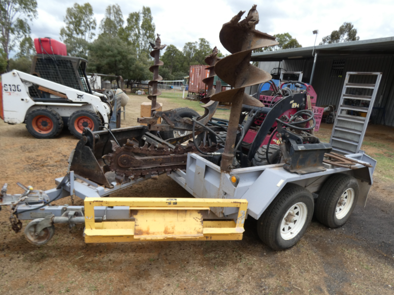 Lot 347 - Dingo K9-3P Mini Digger on Heavy Duty Trailer with new motor ...