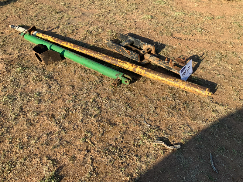 LOT 102 - Tow Hitch & Rams. | AuctionsPlus