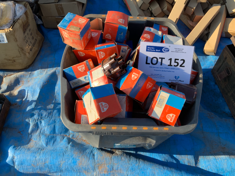 LOT 152 - Distributor Caps. | AuctionsPlus