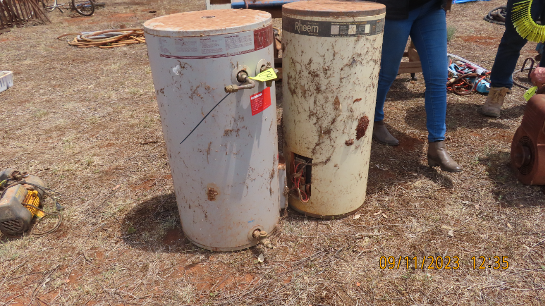 Lot 160 - 2x Water Heaters | AuctionsPlus