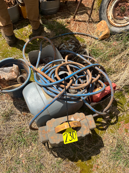 Lot 230 - Assorted Hoses Clamps | AuctionsPlus