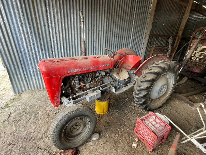 Lot 145 - Massey Ferguson 35 Tractor | AuctionsPlus