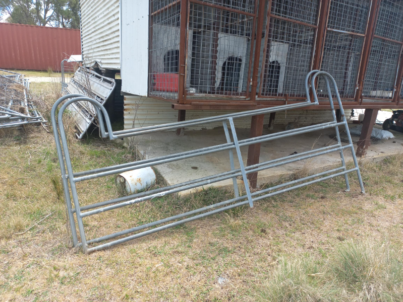 Lot 197 - 1 x Set of 3m Galvanised Steel Entrance Gates (2 gates ...