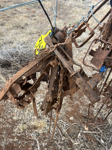 Lot 349 - Rabbit Traps | AuctionsPlus