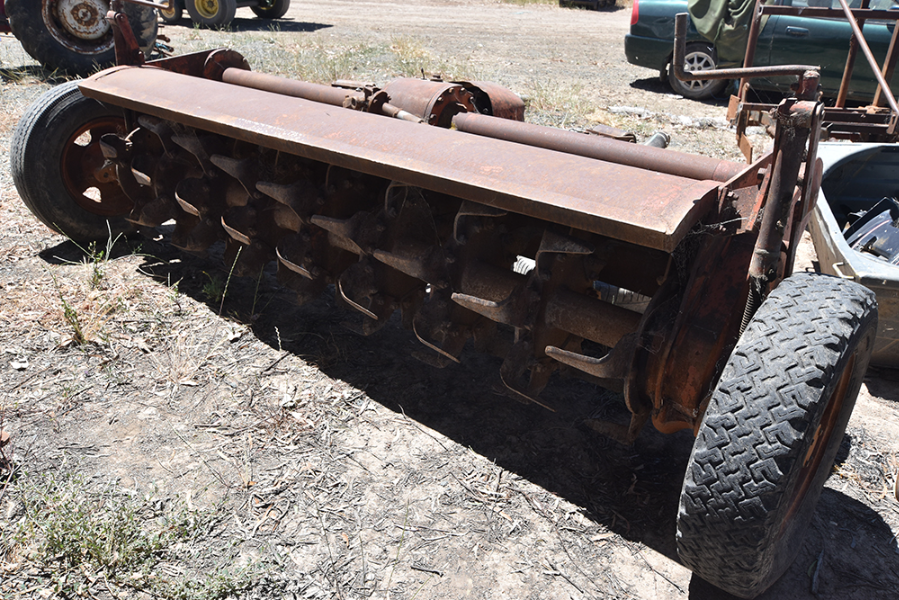 Lot 87 - Howard Auto Rotary Hoe | AuctionsPlus