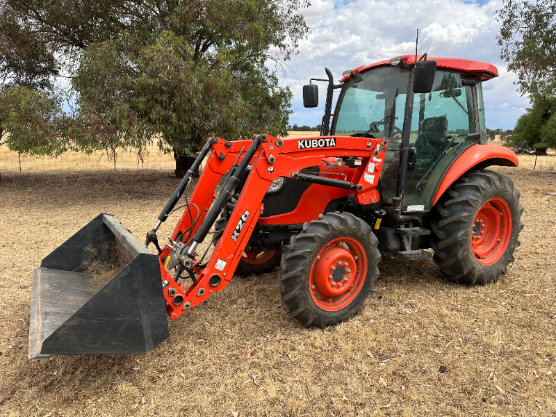 Lot 1 - Kubota M6040 tractor with FEL | AuctionsPlus