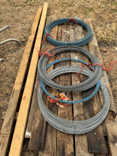 Lot 40 - WIRE COILS & TIMBER | AuctionsPlus
