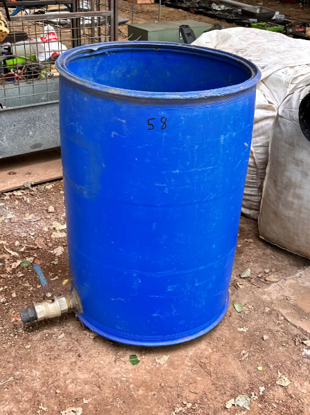 Lot 58 - PLASTIC DRUM & VALVE | AuctionsPlus