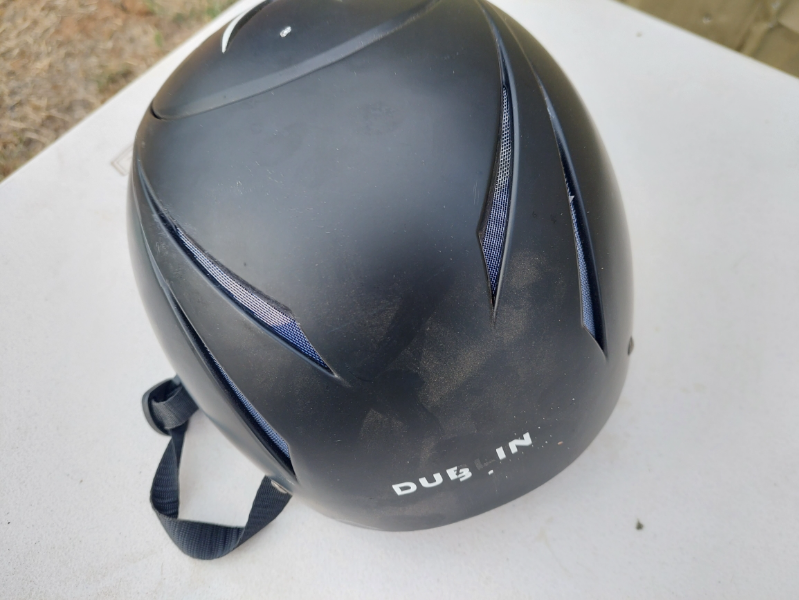 Lot 216 - Kids Black Dublin Riding Helmet | AuctionsPlus