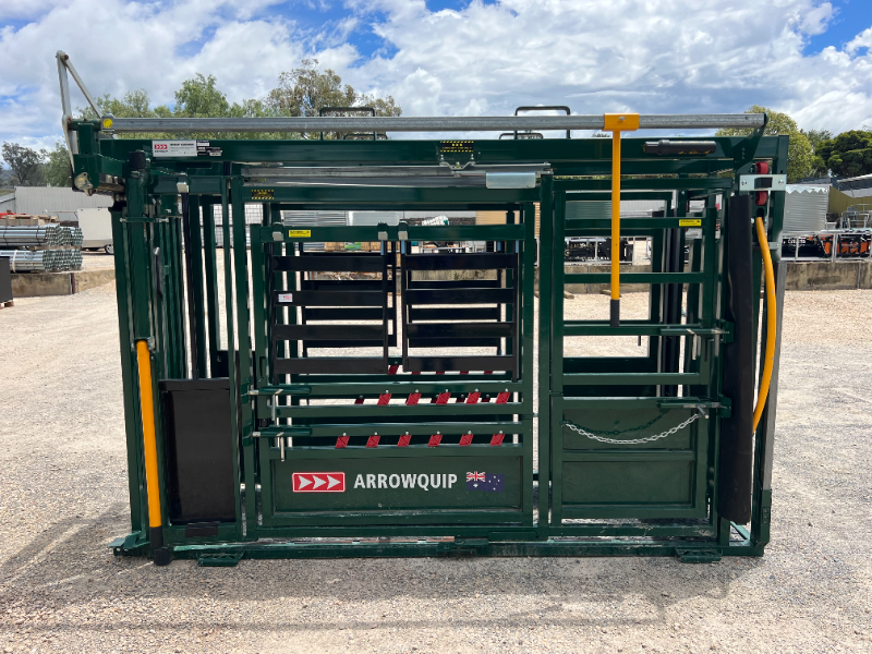 Lot 1 - ARROW CATTLE CRUSH | AuctionsPlus