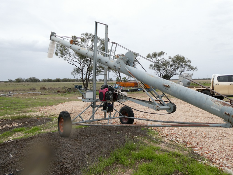 Lot 68 - 40ft Mitze Auger | AuctionsPlus