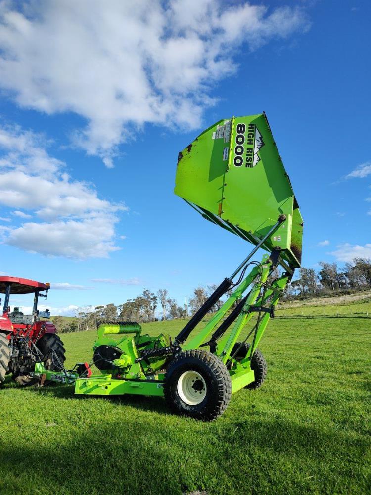 Lot 21 - Schulte High Rise 8000 Rock Picker | AuctionsPlus