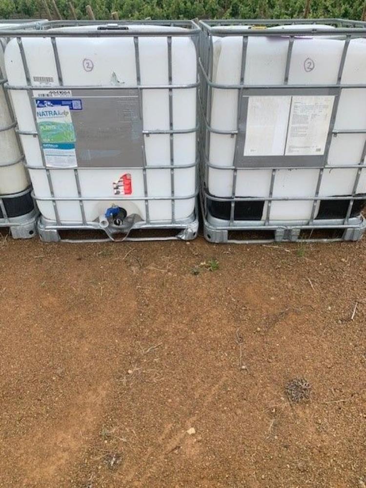 Lot 100 - 1000L IBC Pod x 2 | AuctionsPlus