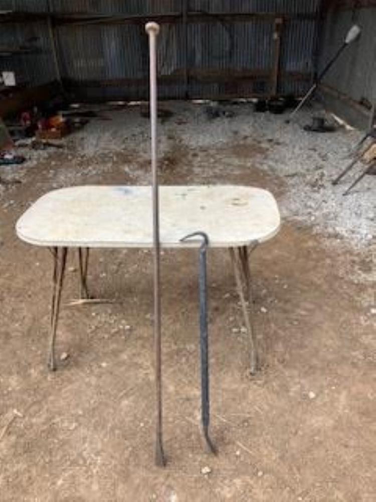 Lot 137 - JIMMY BAR & CROWBAR | AuctionsPlus
