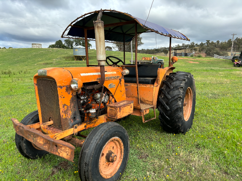 Lot 62 - CHAMBERLAIN 9G TRACTOR (x2) | AuctionsPlus