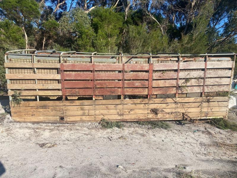 Lot 10 - Stock Crate | AuctionsPlus
