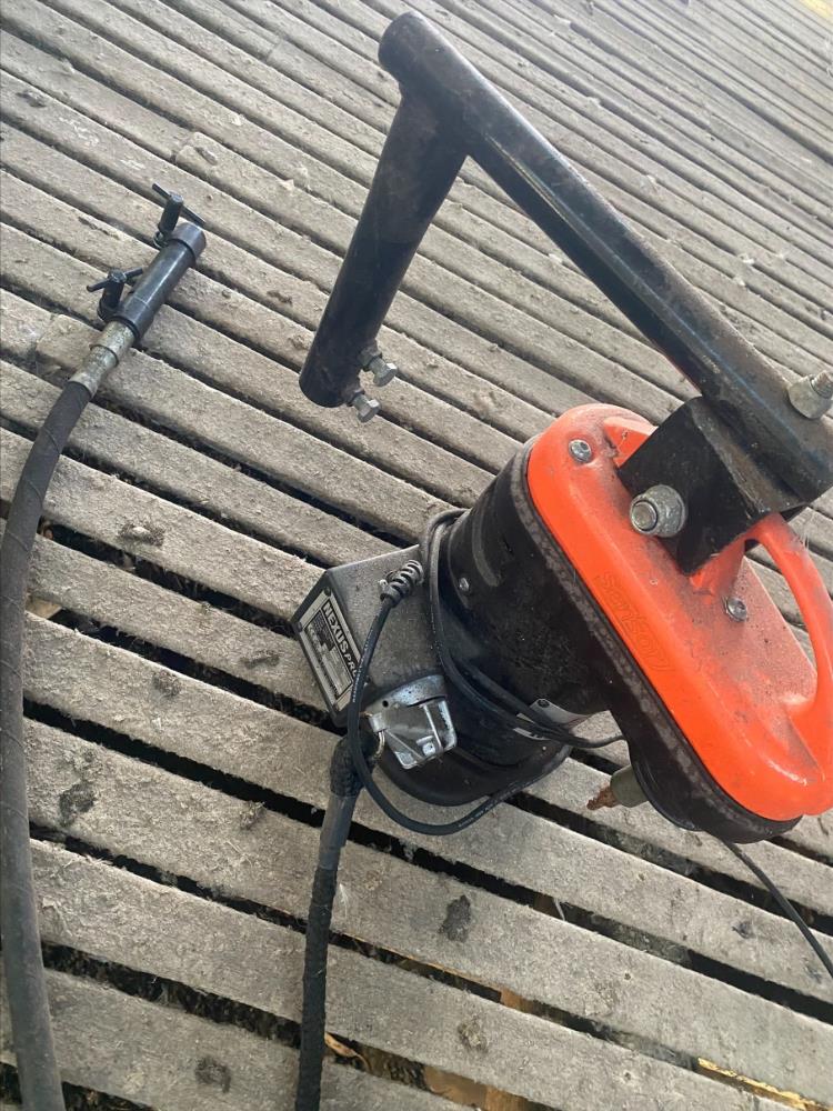 Lot 33 - Nexus Pro Shearing Plant w/ Flexi Tube | AuctionsPlus