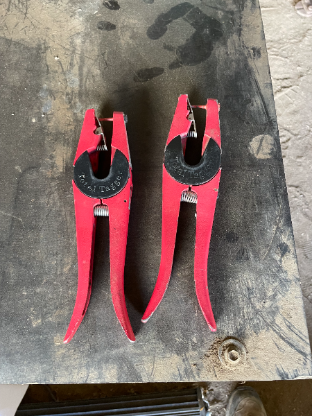 Lot 108 - Allflex Tag/ NLIS Applicators 2 Units | AuctionsPlus