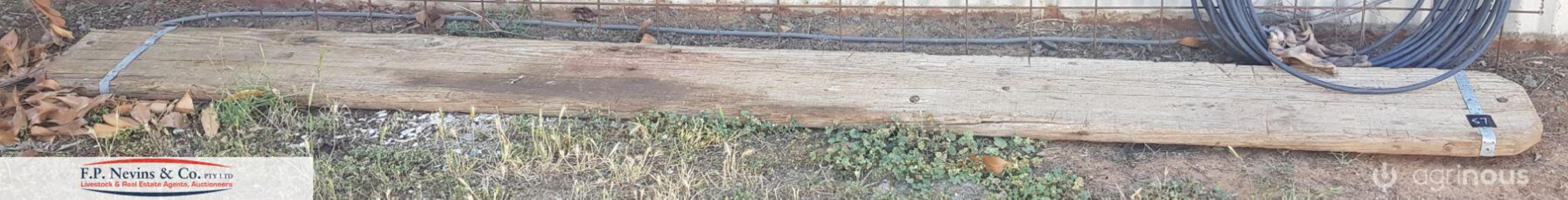 Lot 57 - Wooden Painters Plank | AuctionsPlus