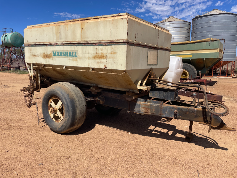 Lot 107 - Marshall Fertiliser Spreader | AuctionsPlus