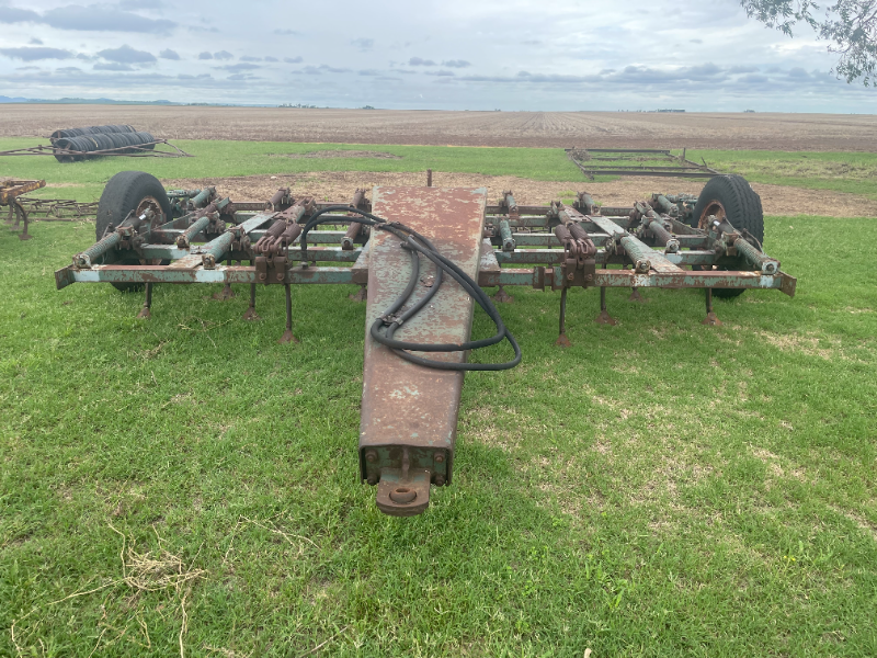 Lot 18 - John Shearer Scarifier, model 170 SRS-25, with harrows, Serial ...