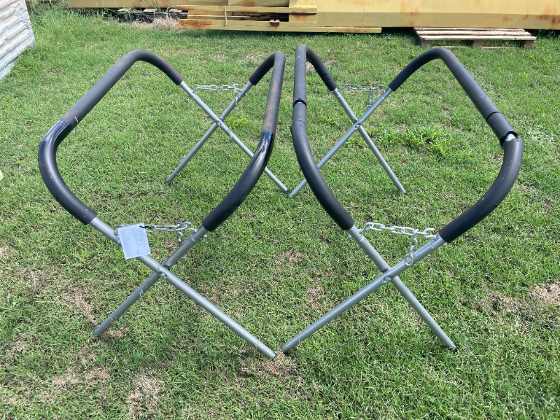 Lot 219 - 2 Panel Beaters stands | AuctionsPlus