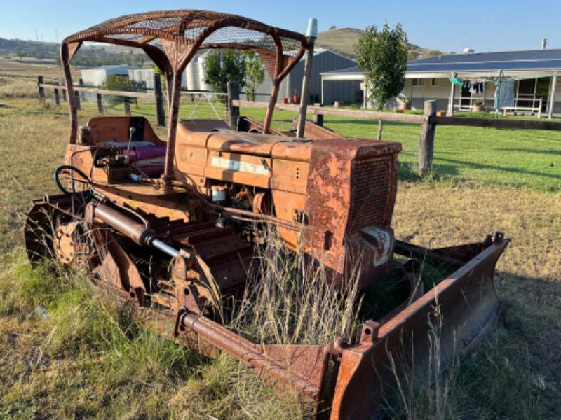Lot 20 - FIAT AD4M DOZER | AuctionsPlus