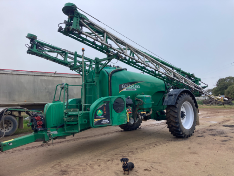 Lot 223 - Goldacres 36M BoomSpray | AuctionsPlus