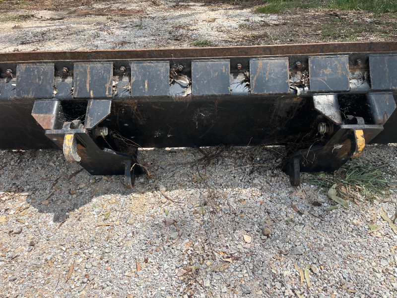 Lot 71 - CHALLENGE STICK RAKE/BLADE | AuctionsPlus