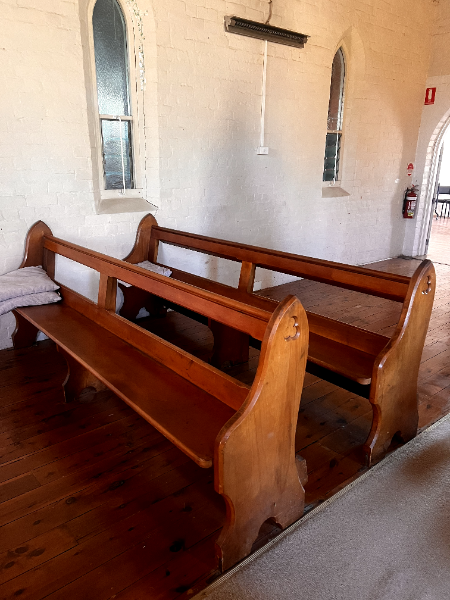 Lot 122 - 1 Timber Church Pew | AuctionsPlus