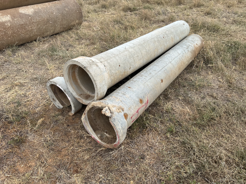 Lot 136 - 3x 300mm Concrete Pipe | AuctionsPlus