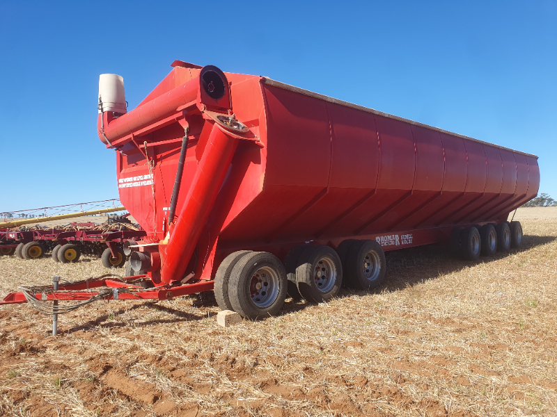 Lot 100 - Bromar 130 tonne Mother Bin; rear & internal cameras ...