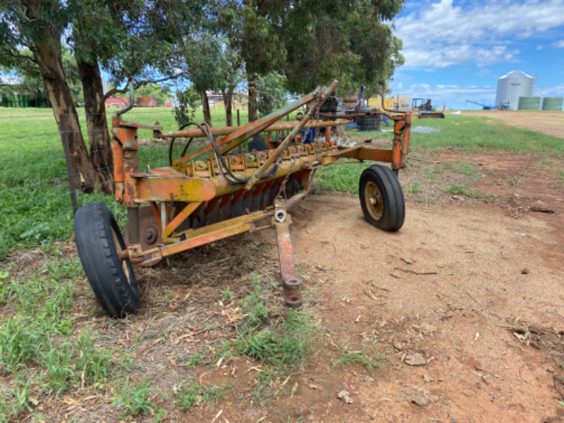 Lot 29 - Case One Way Plough | AuctionsPlus
